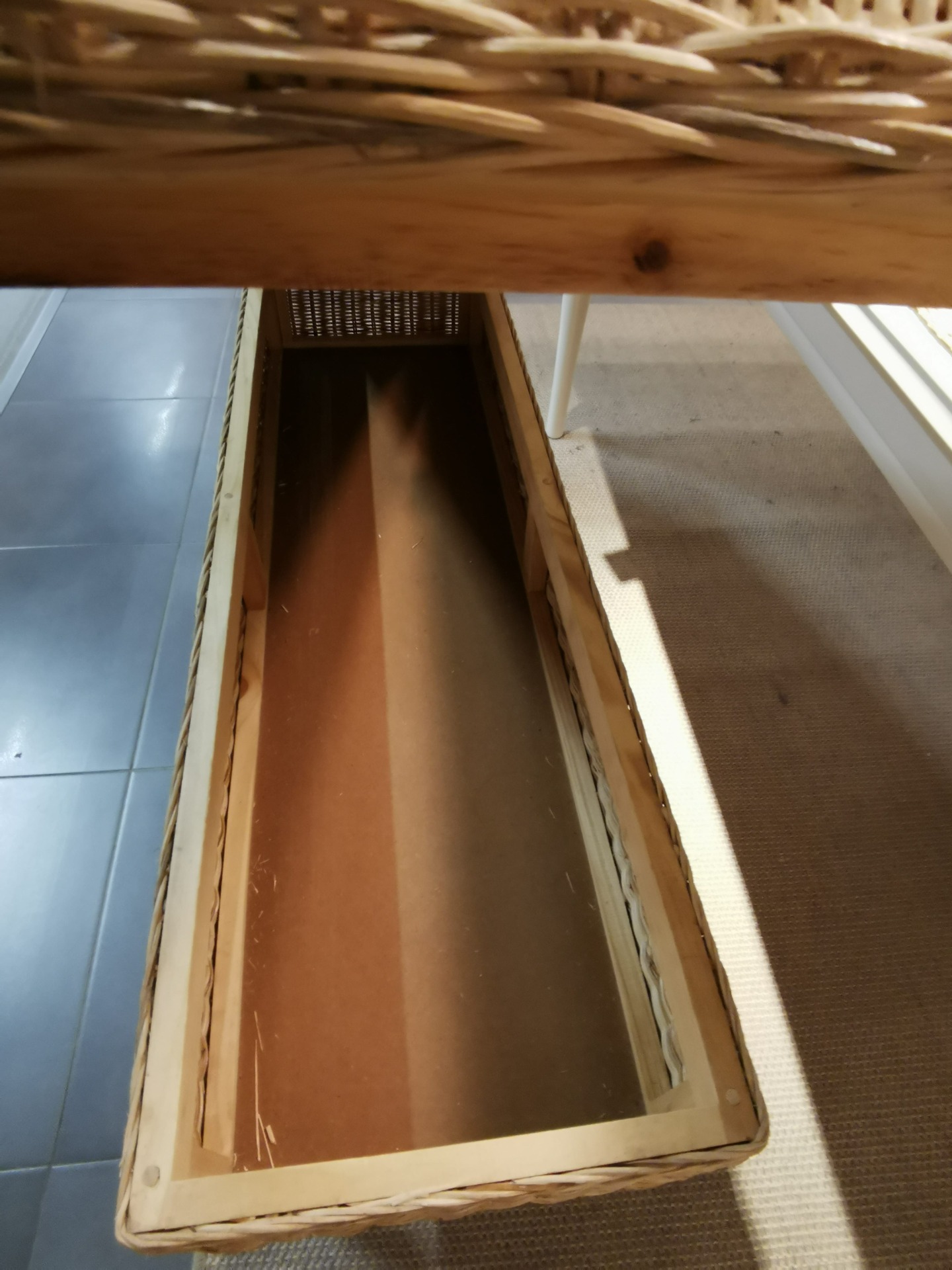 TOLKNING Benk med praktisk oppbevaring fra IKEA