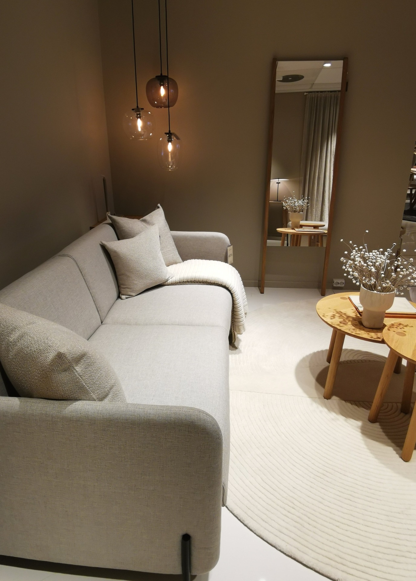 10 Hjem malt i Jotun Sand 1140